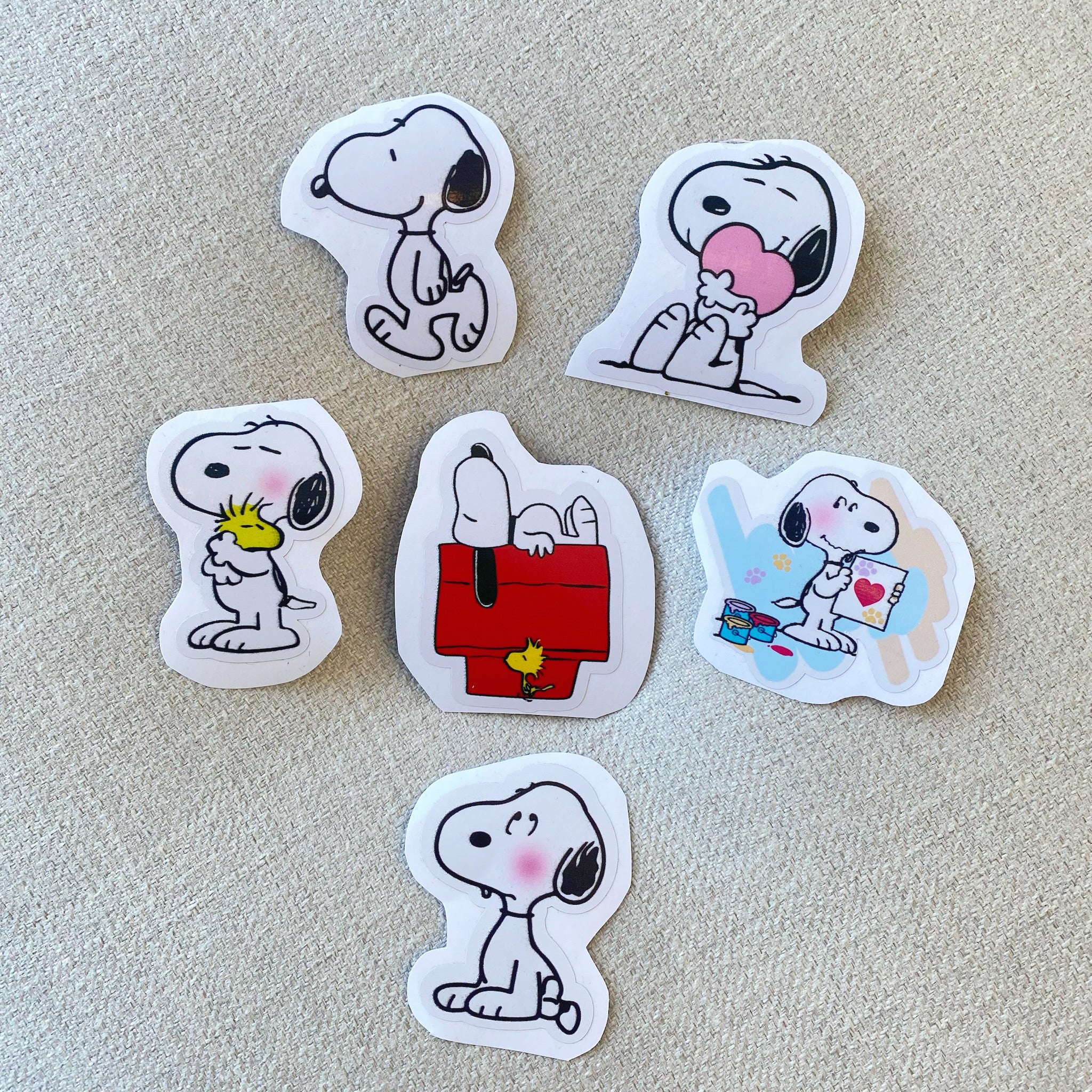 Sticker Relieve Snoopy – Color Platino
